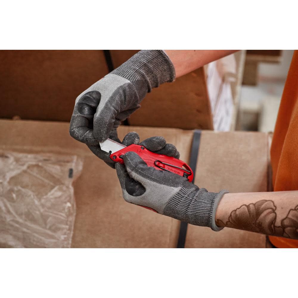 Milwaukee Compact Side Slide Utility Knife 48-22-1516 - Acme Tools