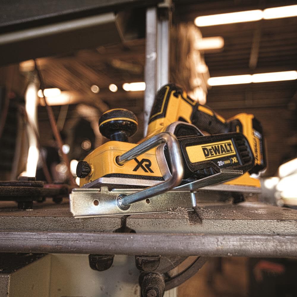 DEWALT 20V MAX Lithium-Ion Brushless Planer (Bare Tool) DCP580B from ...