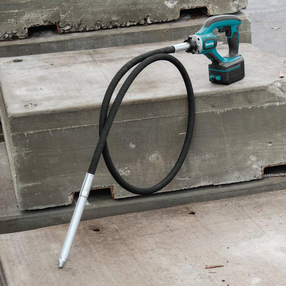 Makita 18V LXT Lithium-Ion Cordless 8 Ft. Concrete Vibrator Kit (5.0Ah ...