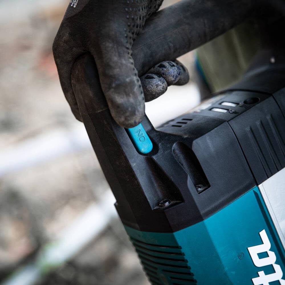 Makita Demolition Hammer 43lb accepts 1 1/8in Hex Bits HM1502 - Acme Tools