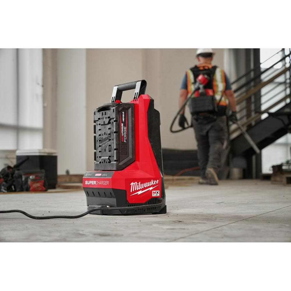 Milwaukee MX FUEL REDLITHIUM FORGE HD12.0 Battery/Super Charger ...