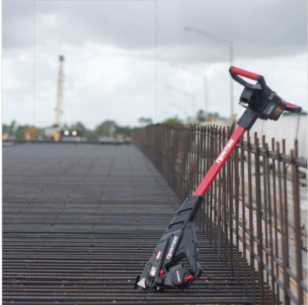 MAX USA Stand Up TwinTier Rebar Tying Tool Battery Powered Kit RB401T-E ...