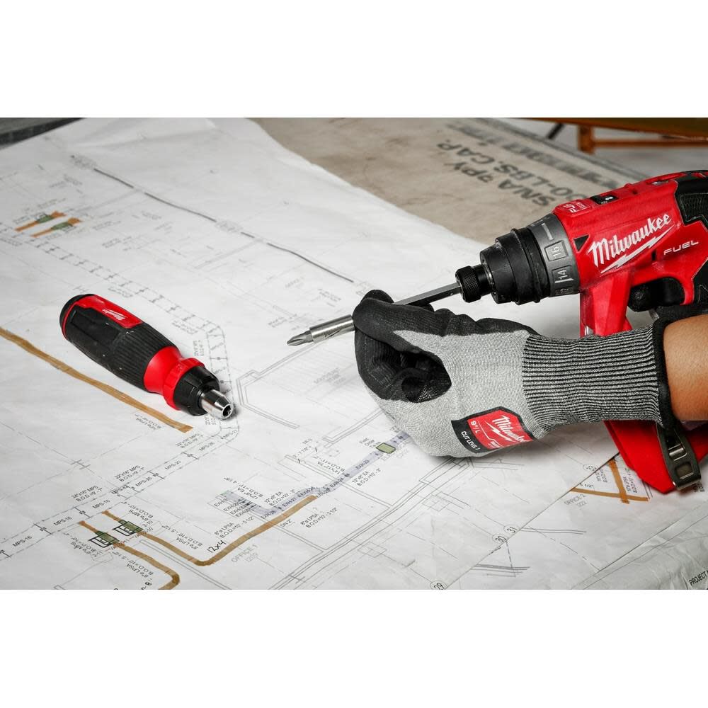Milwaukee 14-in-1 Ratcheting Multi-Bit and 8-in-1 Ratcheting Compact ...