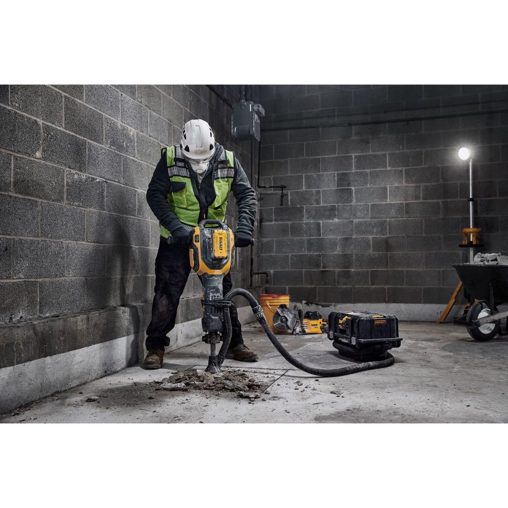 DEWALT 60V MAX* Cordless Brushless 1-1/8 in 15 Kilo Rotary Hammer ...