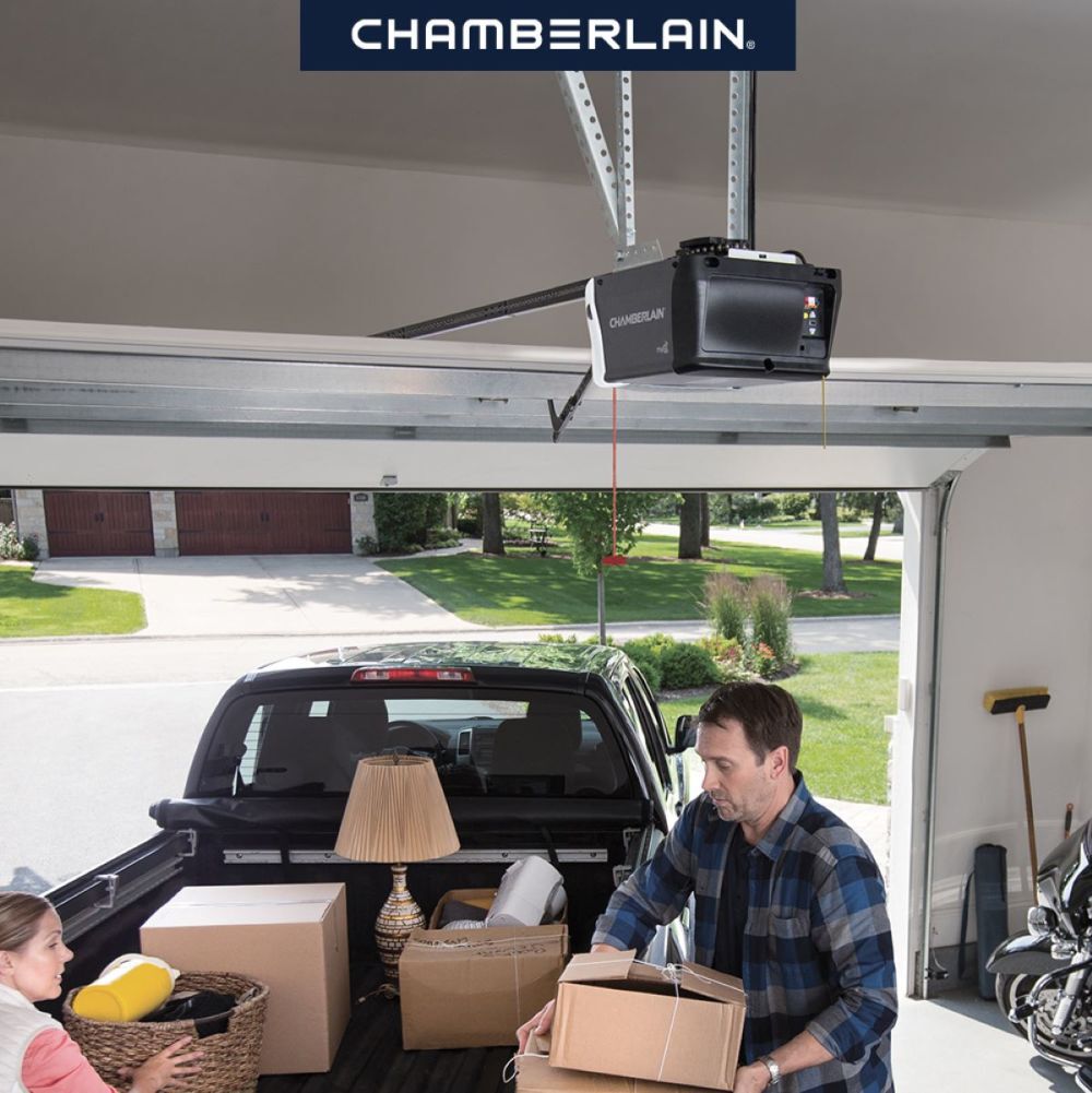 Chamberlain Garage Door Opener 1/2 HP Wi-Fi Chain Drive with Battery ...