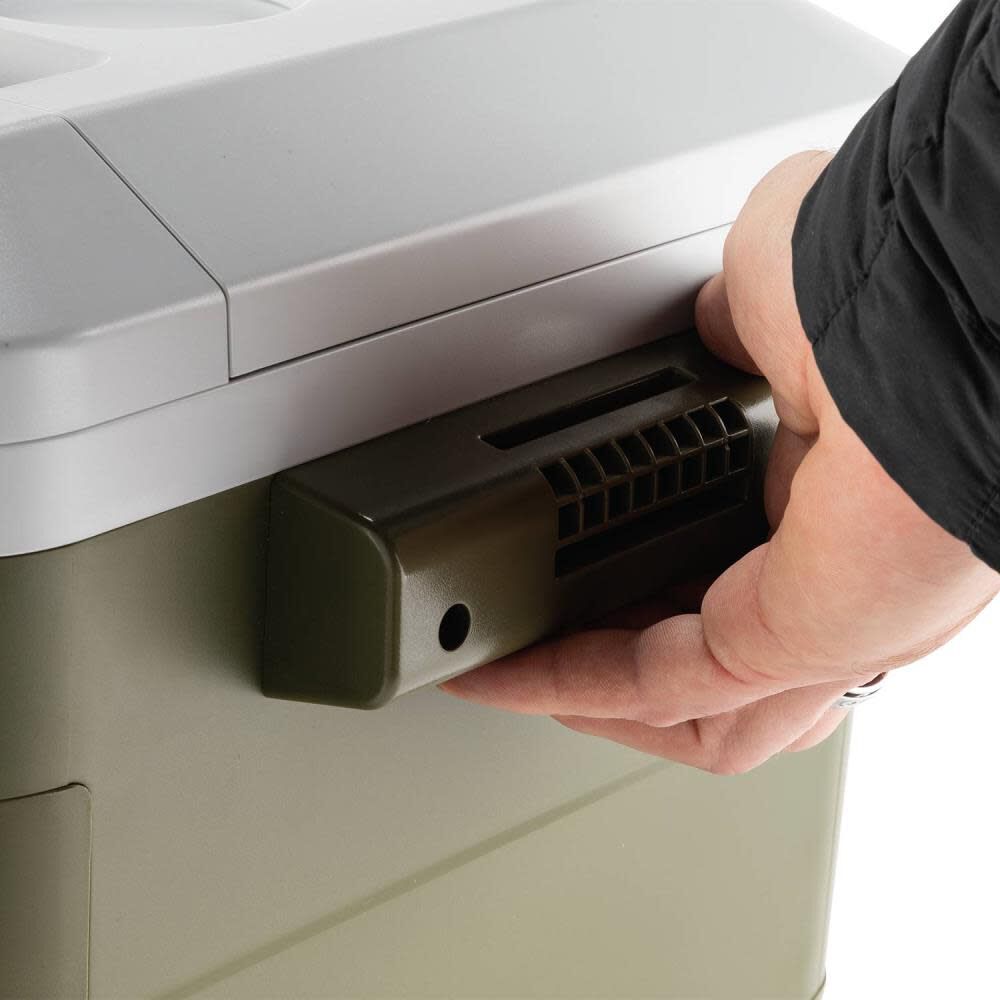 Makita Outdoor Adventure Cooler/Warmer 18V X2 LXT 12V/24V DC Auto AC ...