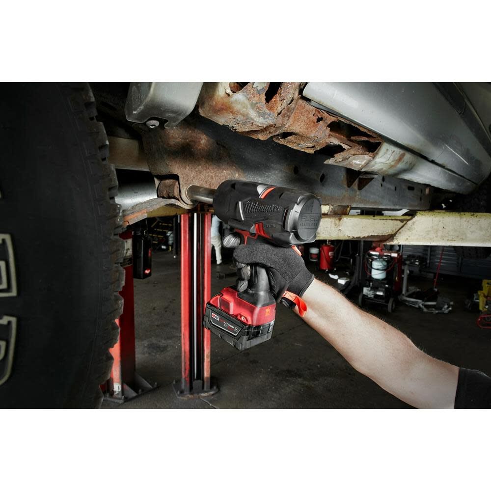 Milwaukee M18 FUEL High Torque 1/2 Impact Wrench with Friction Ring Kit ...