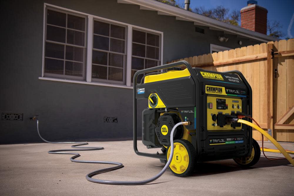 Champion Power Equipment 9000 Watt Inverter Generator Tri-Fuel Open ...