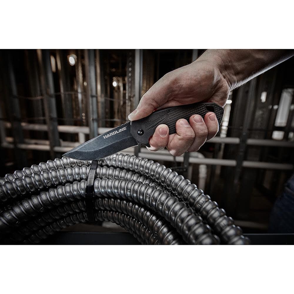 Milwaukee 3.5 in. HARDLINE Smooth Recurve Drop Point Blade Pocket Knife ...