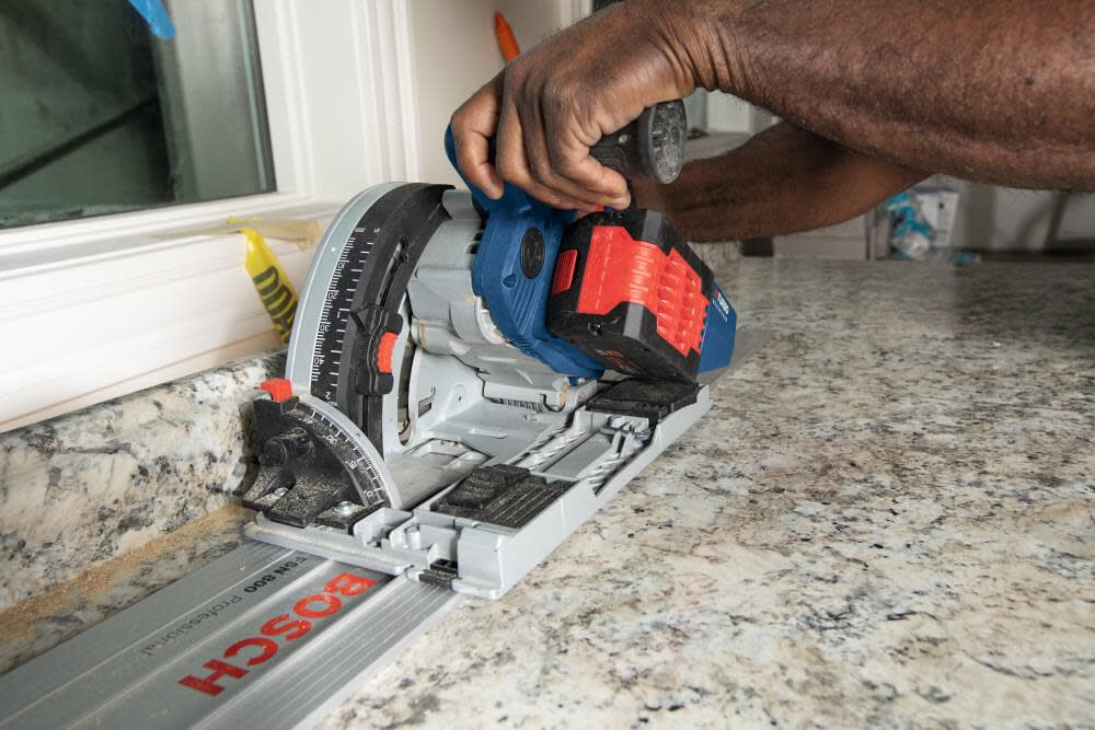Bosch PROFACTOR Cordless Track Saw 5-1/2in 18V (Bare Tool) GKT18V-20GCL ...
