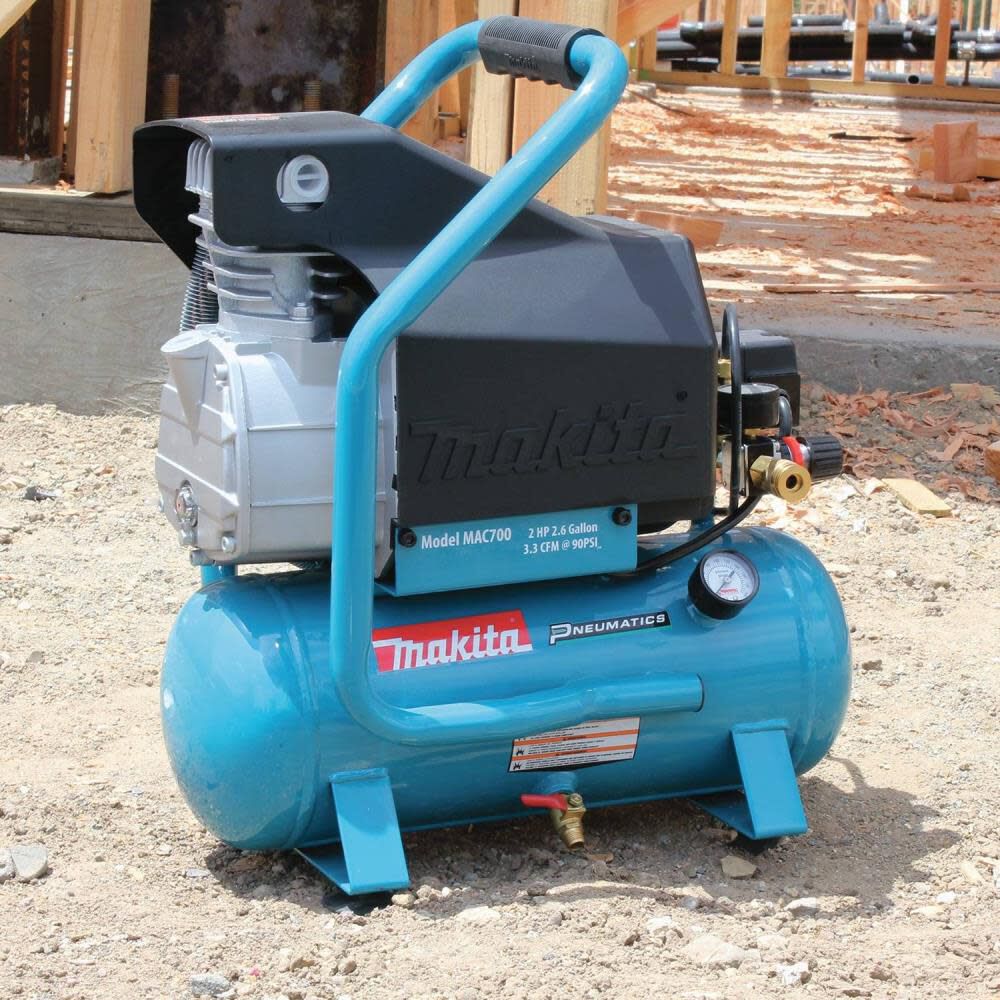 Makita Air Compressor - 2.0 HP MAC700 - Acme Tools