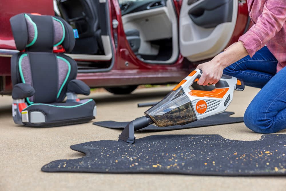 Stihl SEA 20 Battery Powered Handheld Vacuum with Battery & Charger ...