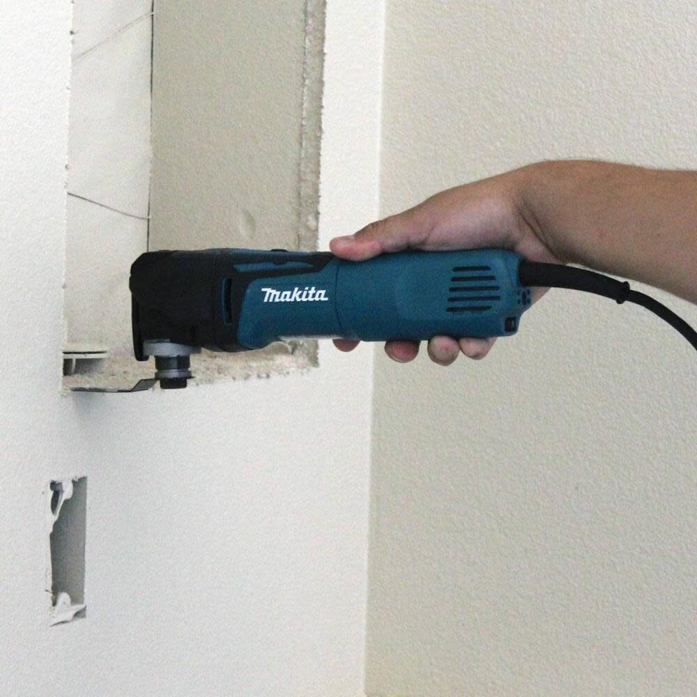 Makita Multi-Tool Kit TM3010CX1 - Acme Tools