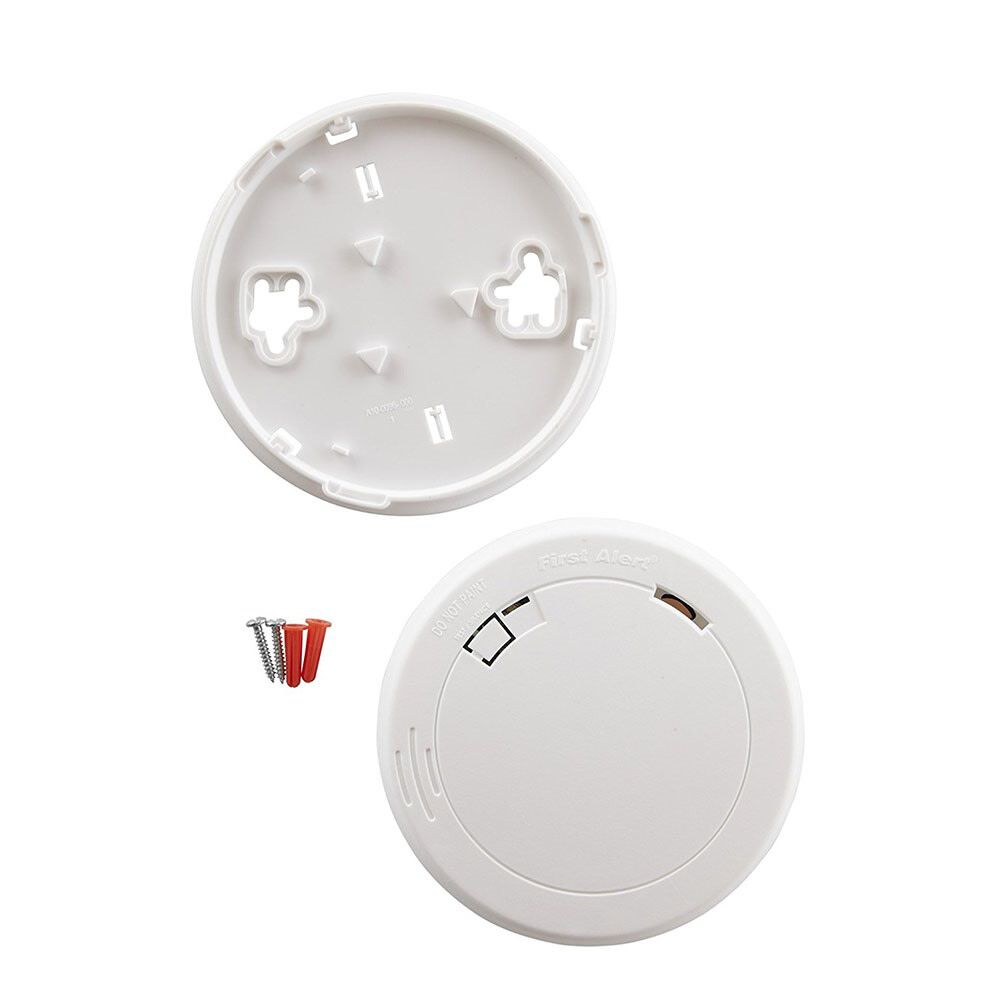 First Alert Slim Photoelectric Smoke Alarm with 10-Year Battery 1039856 ...