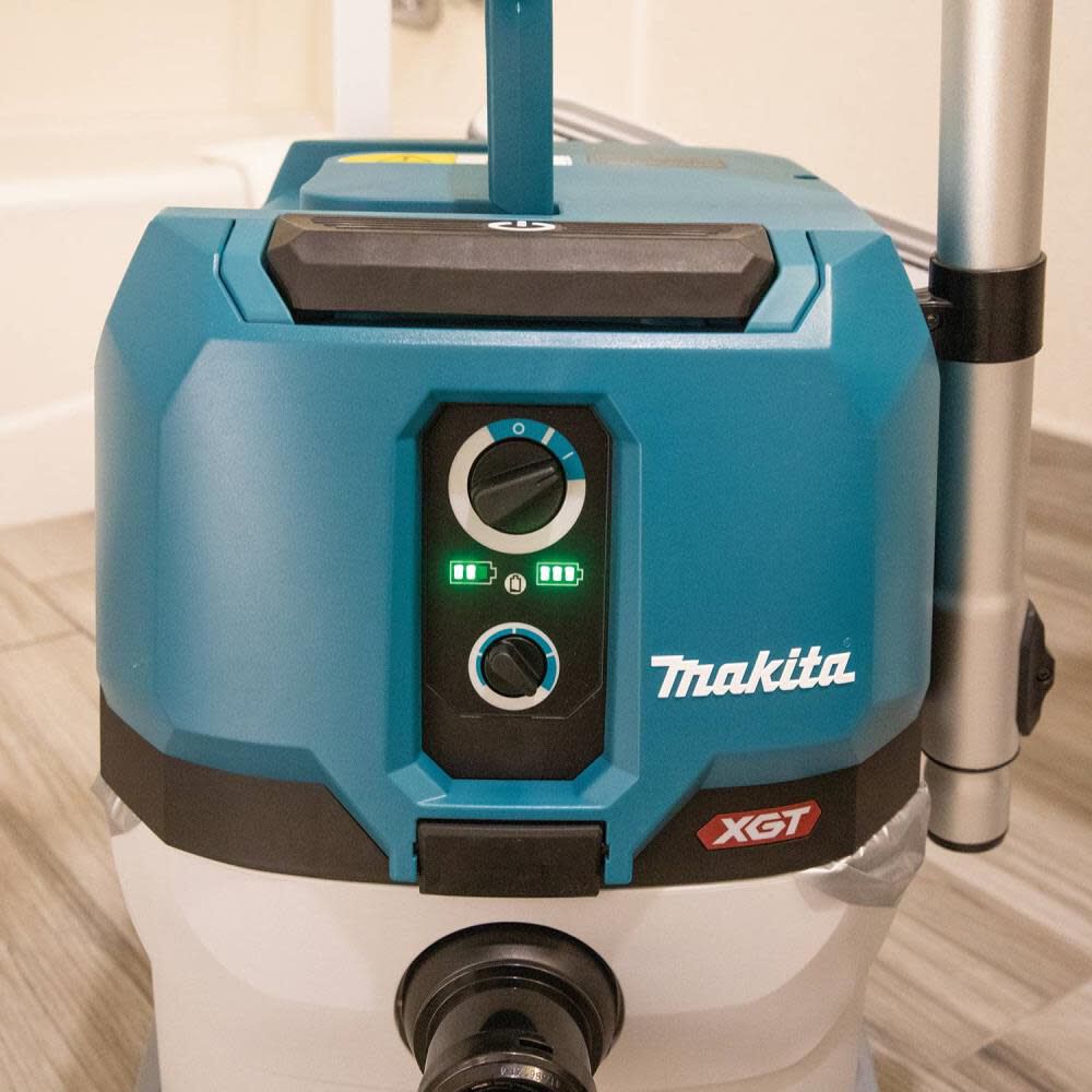 Makita 40V max XGT 4 Gallon Wet/Dry Dust Extractor/Vacuum Kit GCV03PM ...