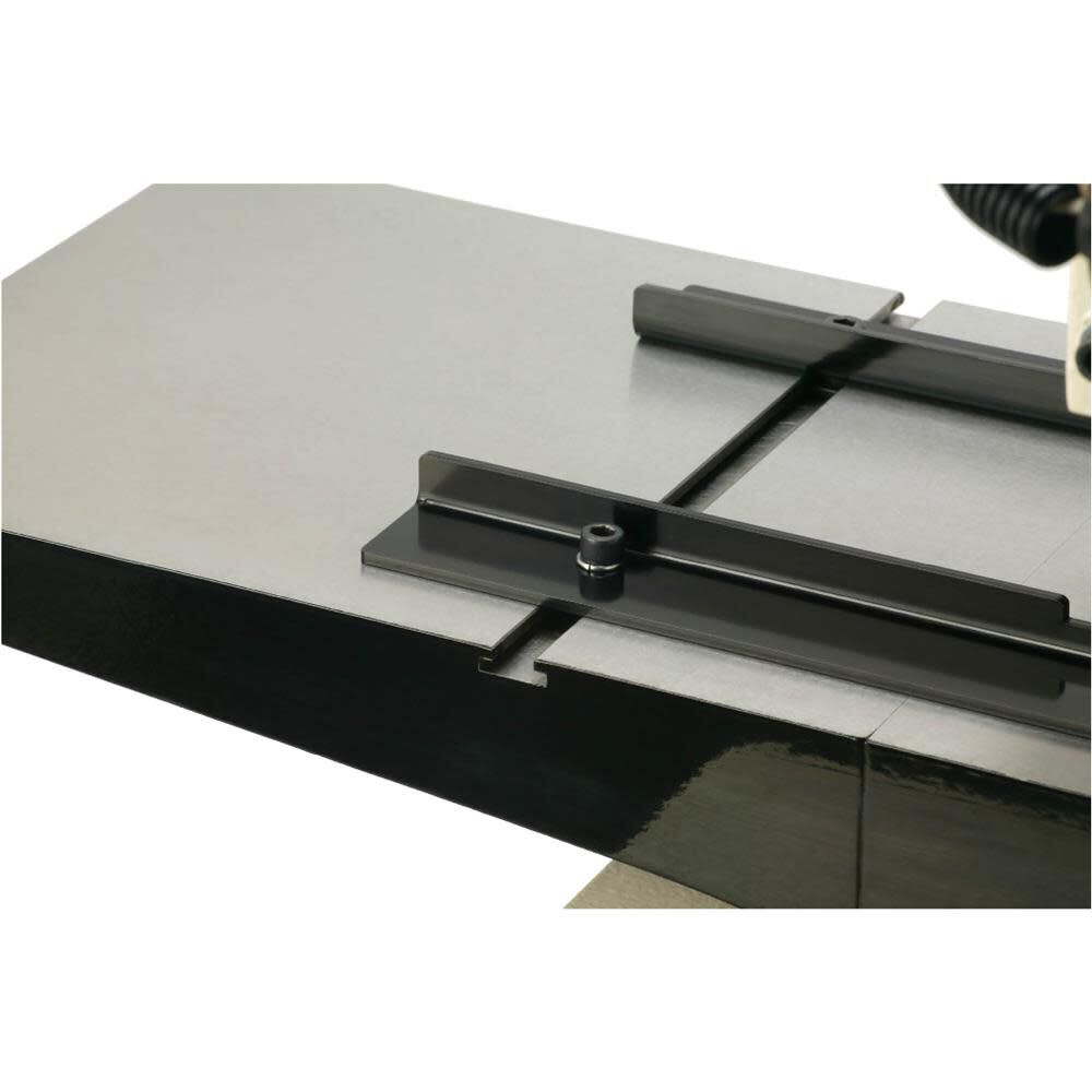 Shop Fox 240V 2HP 7 Inch Variable Speed Planer/Moulder with Stand W1812 ...