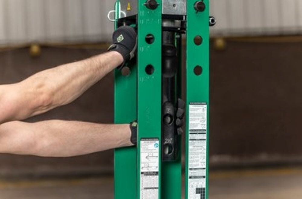 Greenlee Hydraulic Conduit Bender with Table & Pump 881GXE980MBTS ...