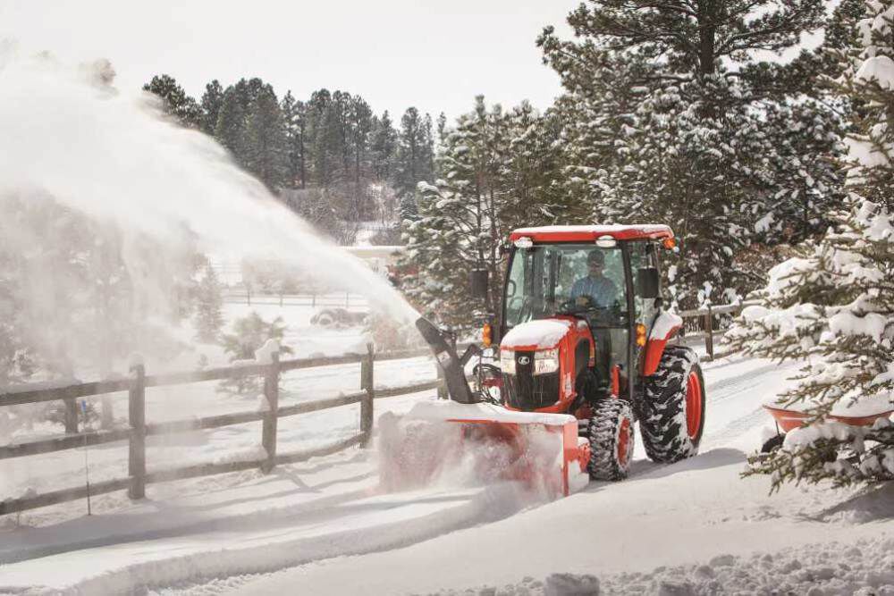 Kubota 33HP 4WD Utility Tractor with ROPS and 3-Point L3301 - Acme Tools