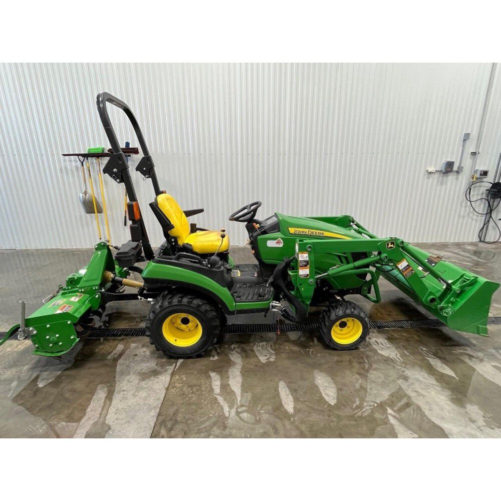 John Deere 1025R 1267cc Diesel Engine-Powered Utility Tractor - 2017 ...