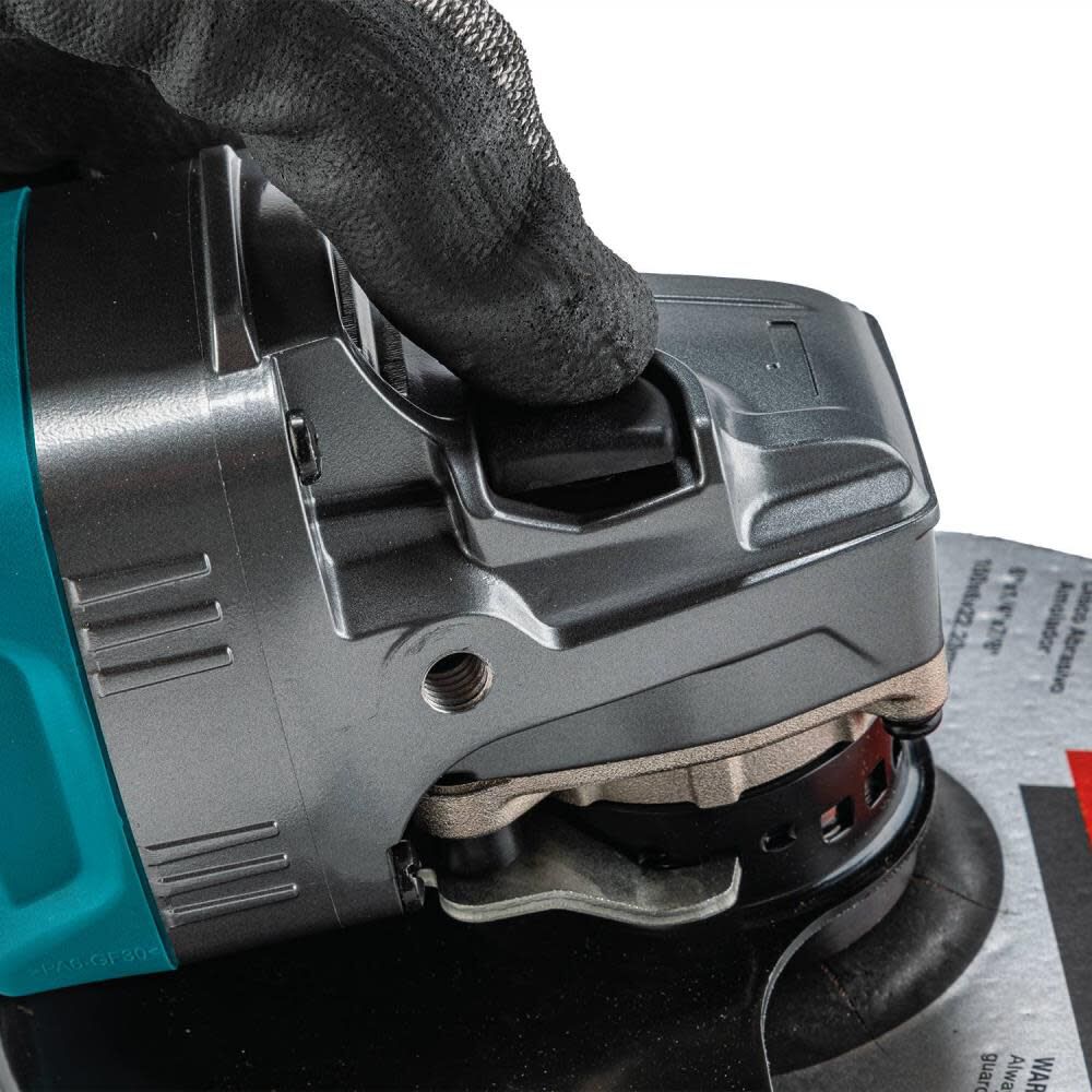 Makita 40V MAX XGT Cordless 4-1/2 in / 6 in Paddle Switch Angle Grinder 4Ah Kit GAG14M1 - Acme Tools