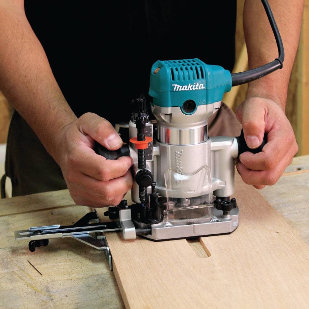 Makita 1-1/4 HP Compact Router Kit RT0701CX3 - Acme Tools