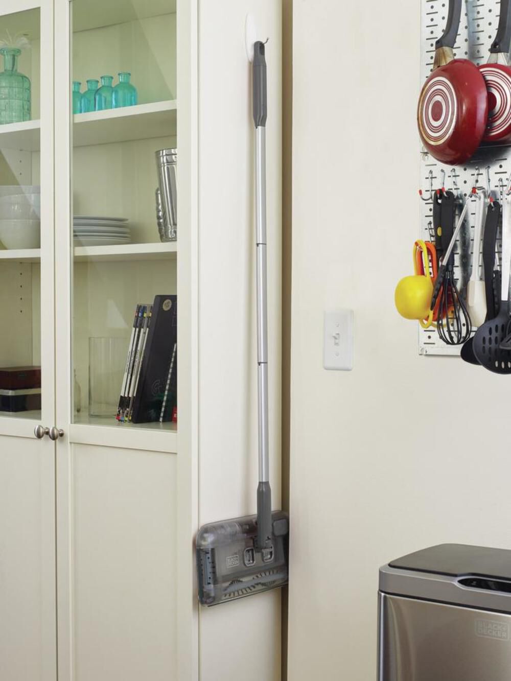 Black and Decker Lithium Floor Sweeper Grey HFS215J01 from Black and ...