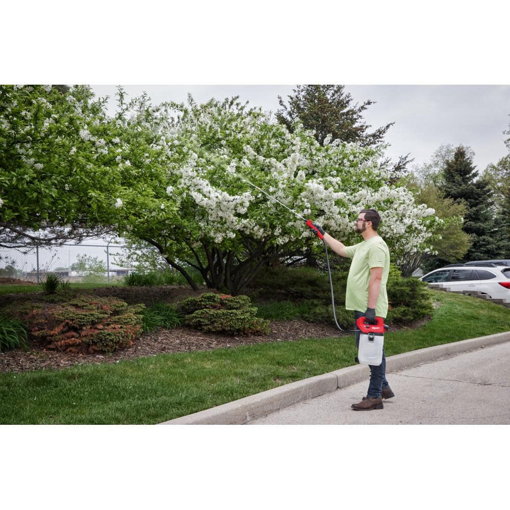 Milwaukee 2 Gallon Handheld Sprayer Tank 49-16-2762 - Acme Tools