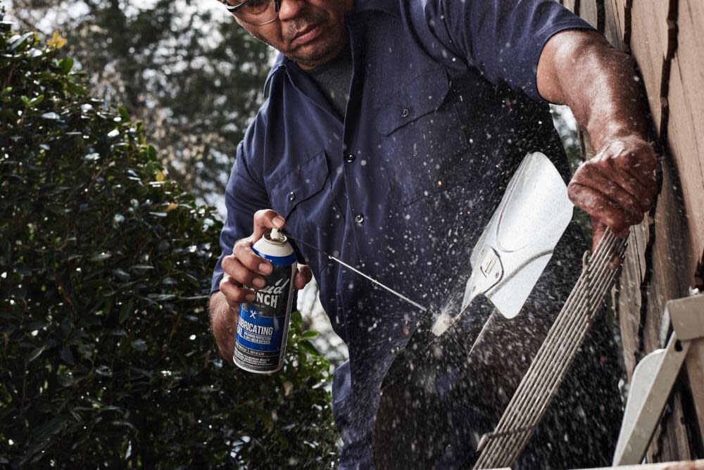 Liquid Wrench Lubricating Oil L212 - Acme Tools