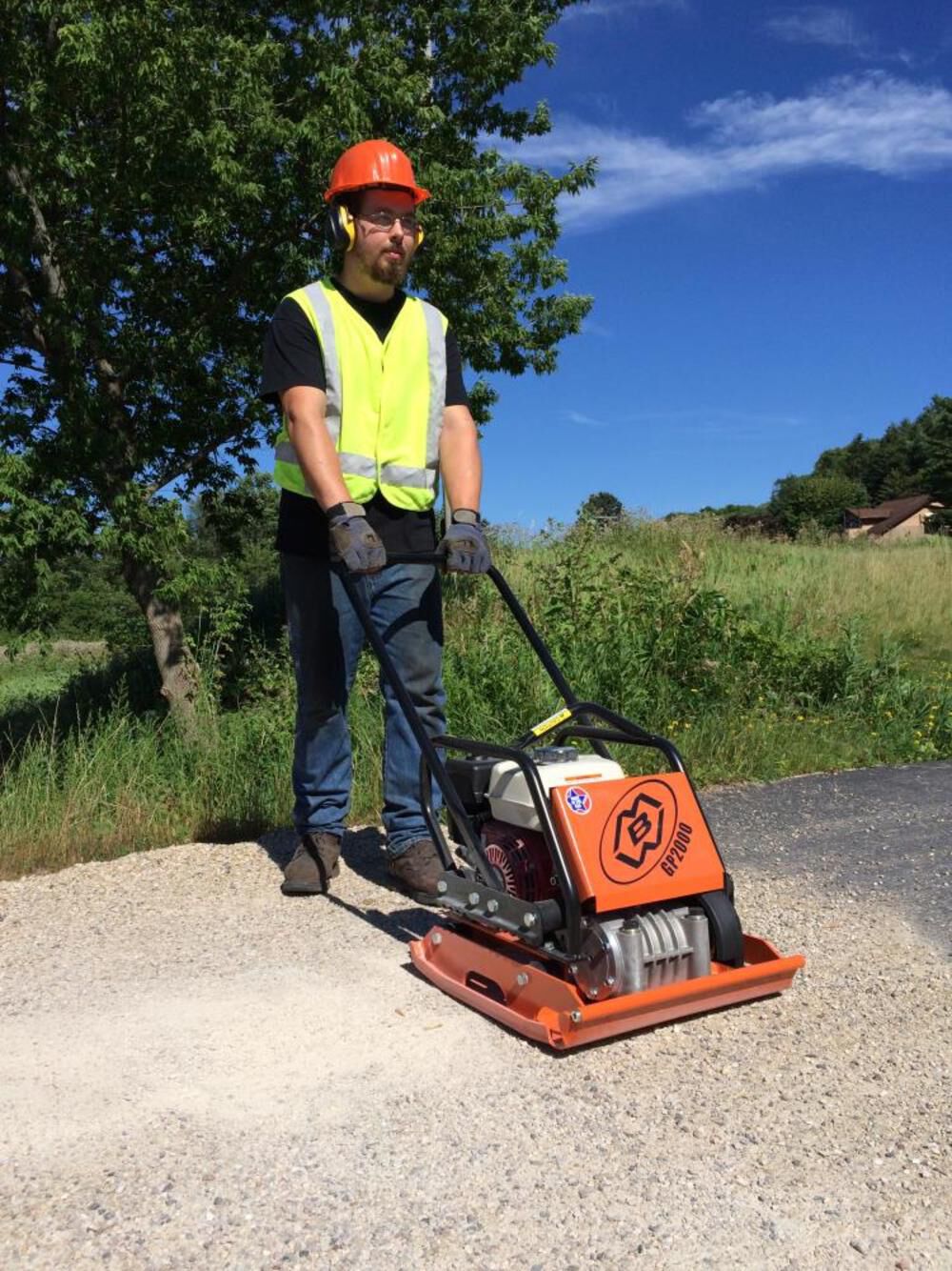 MBW GP2000 165lb Plate Compactor with Honda GX160 Engine 2000GH - Acme ...