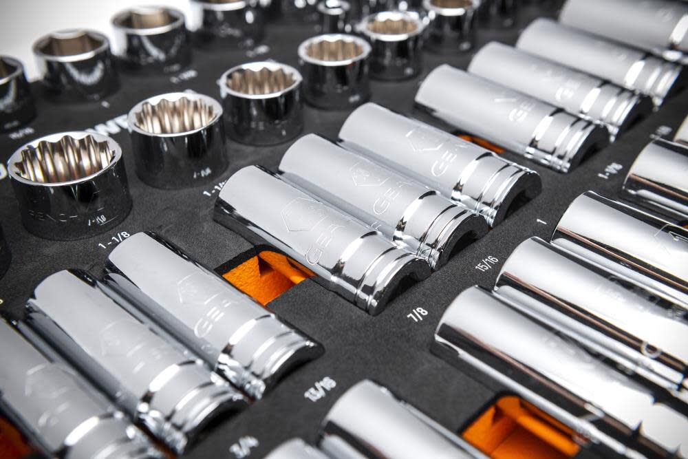 GEARWRENCH 1/2 in Drive Master SAE Socket Set in Foam Storage Tray 60pc ...