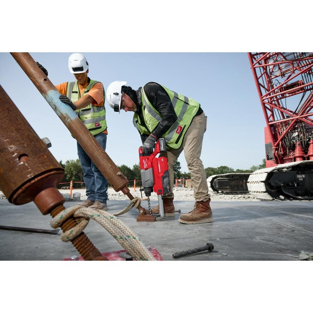 Milwaukee M18 FUEL HAMMERVAC 1 1/4inch Dedicated Dust Extractor 2916-DE ...