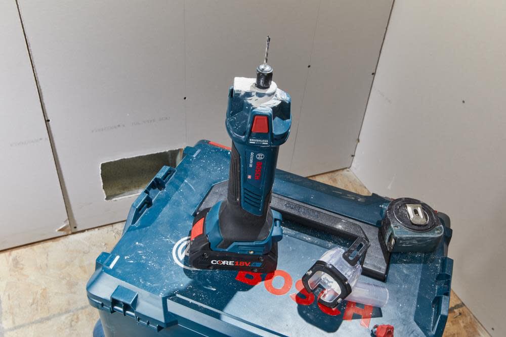 Bosch 18V 2 Tool Combo Kit with Screwgun Cut Out Tool & Two CORE18V 4.0 Ah Compact Batteries ...