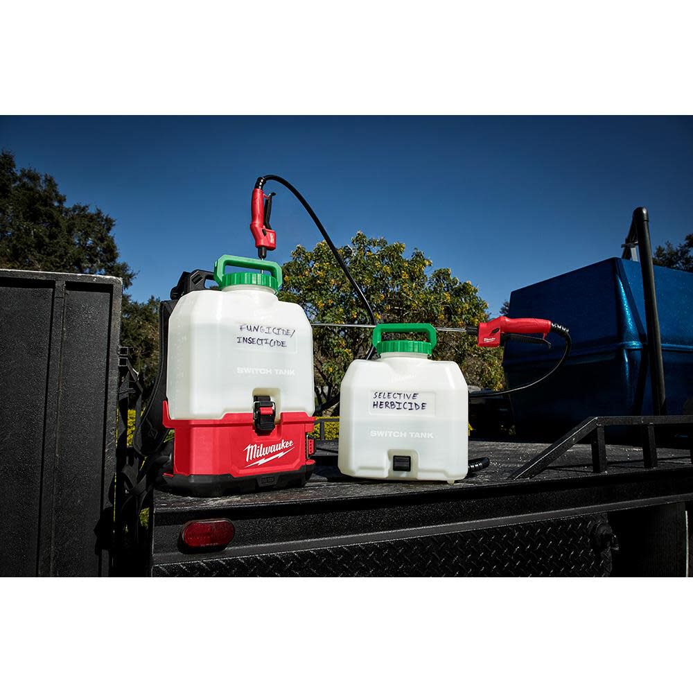 Milwaukee SWITCH TANK 4 Gallon Sprayer Tank Assembly 49-16-28PS - Acme ...