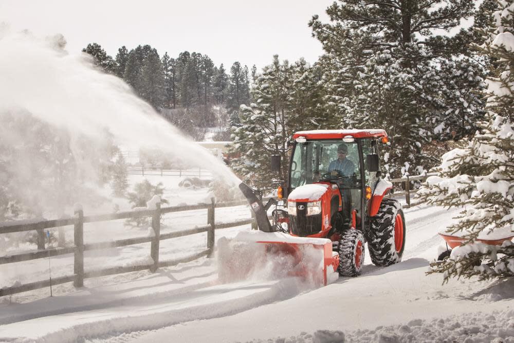 Kubota 40HP Deluxe Utility Tractor - 4WD - Cab with Heat and A/C ...