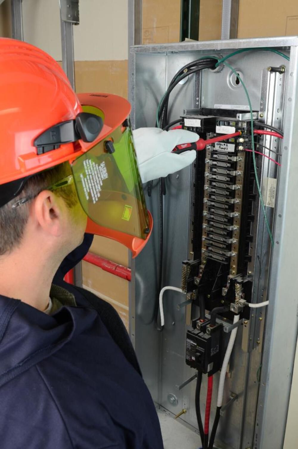 Milwaukee #2 ECX 4inch 1000V Insulated Screwdriver 48-22-2242 - Acme Tools