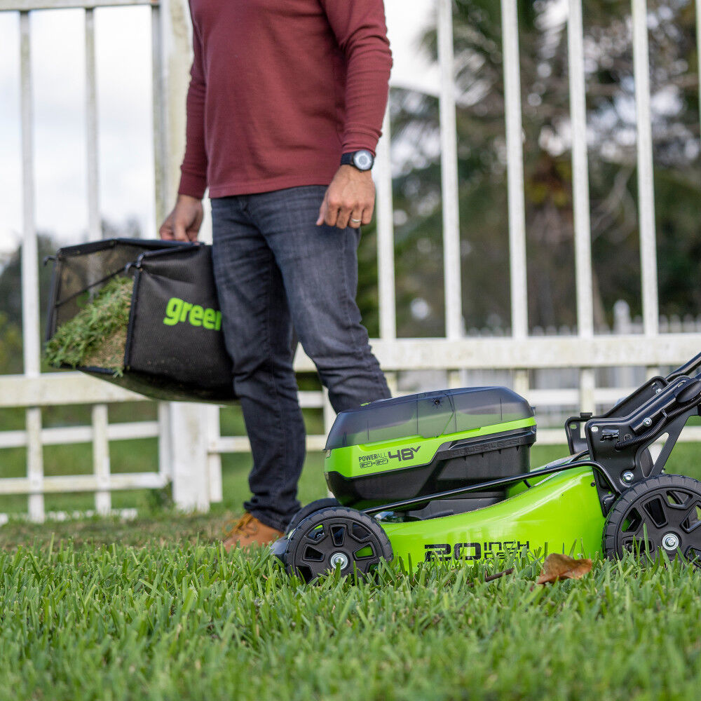 Greenworks 48V 20in Push Lawn Mower Kit with 4Ah Battery 2pk & Charger ...