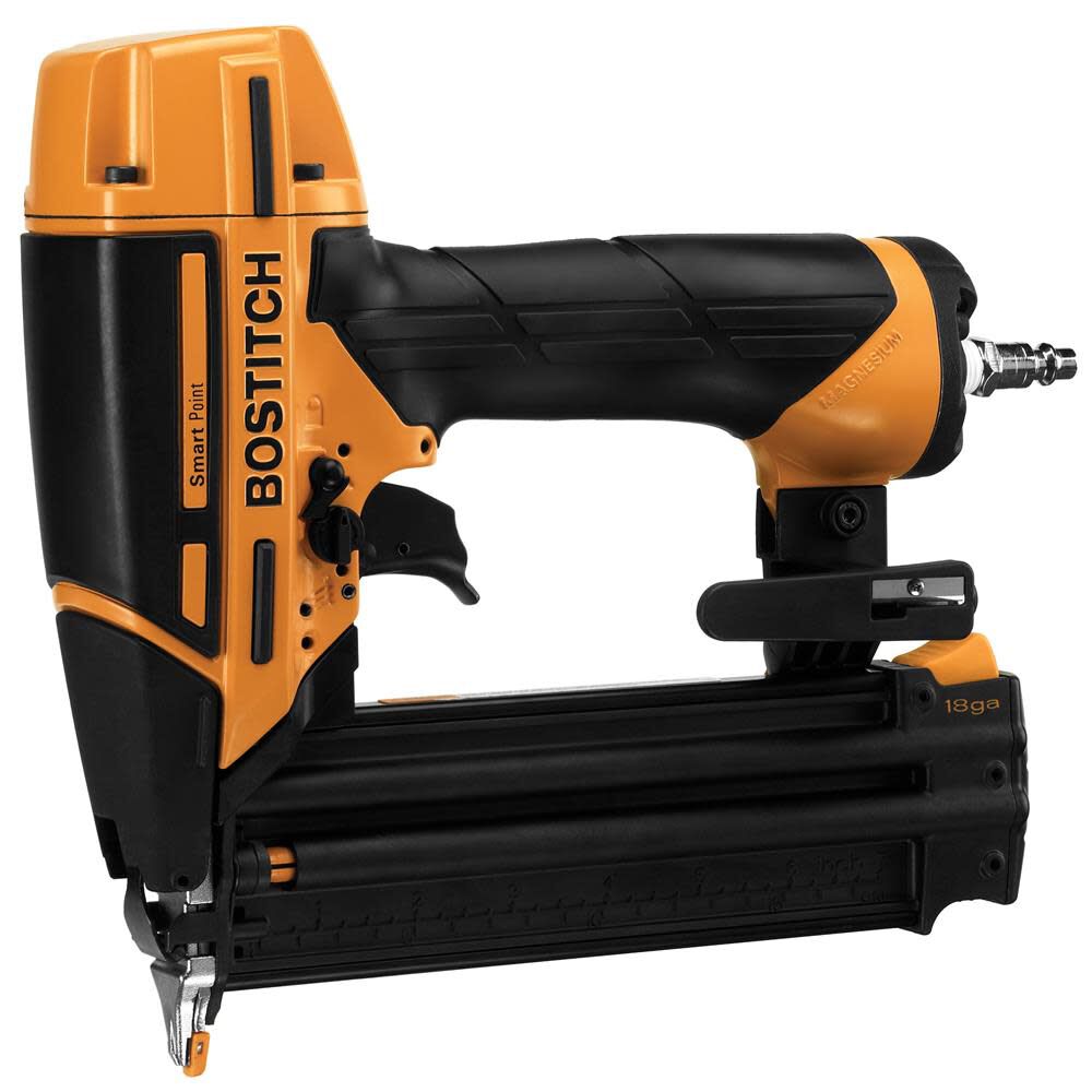 Bostitch 2.125-in x 18-Gauge Clip Head Brad Pneumatic Nail Gun Kit ...