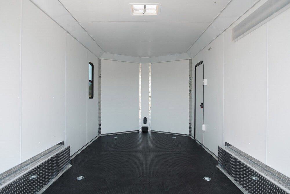 Legend Premium Trailers 17ft Legend Deluxe Aluminum Tandem Axle ...