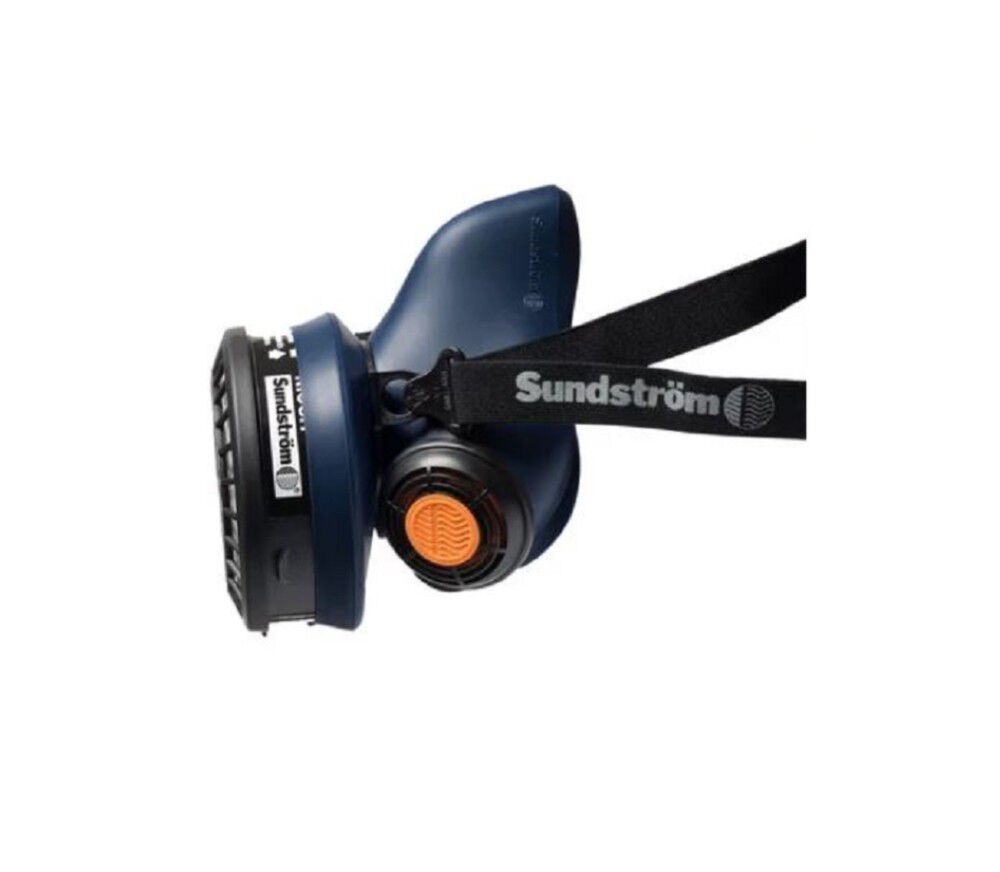 Sundstrom Safety SR900 Air Purifying Respirator Silica Dust Kit - Large ...