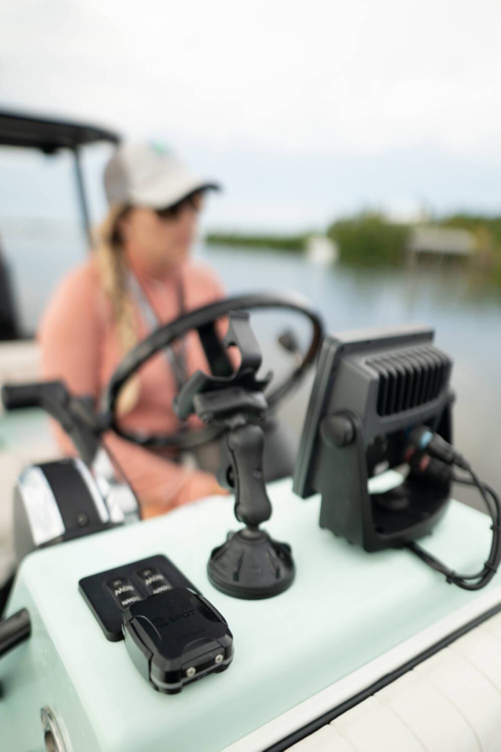 Spot SPOT Trace Satellite Tracker SPOT TRACE - Acme Tools