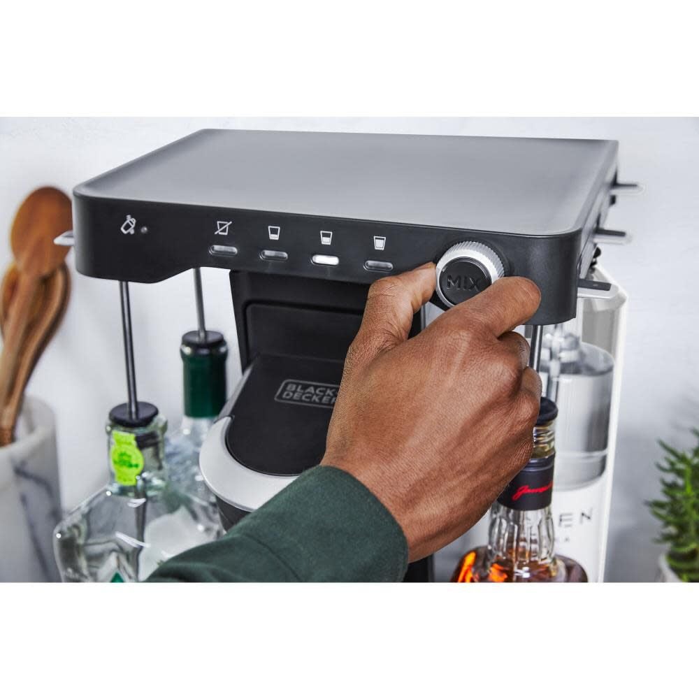 Black and Decker The Bev Cocktail Maker BEHB101 from Black and Decker ...