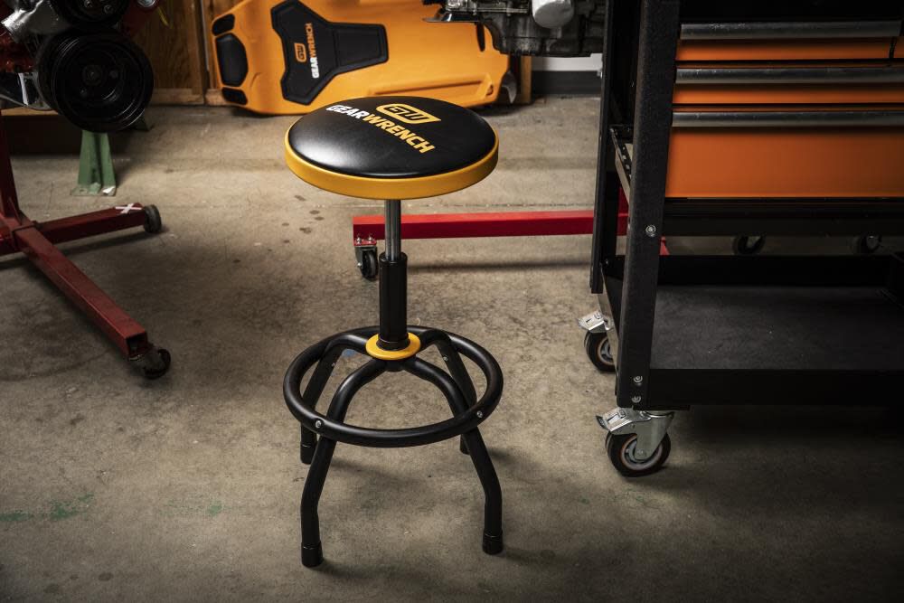 GEARWRENCH Shop Stool Adjustable Height 26-1/2 In. to 31 In. 86992 ...