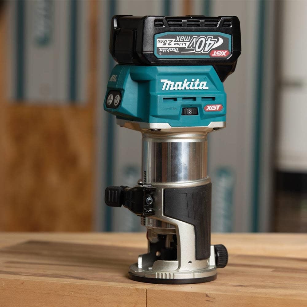 Makita 40V max XGT Compact Router Kit GTR01D1 - Acme Tools