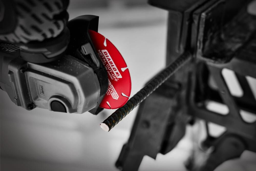 Diablo Tools 4-1/2in Diamond Metal Cut-Off Blade DDD045DIA101F from ...