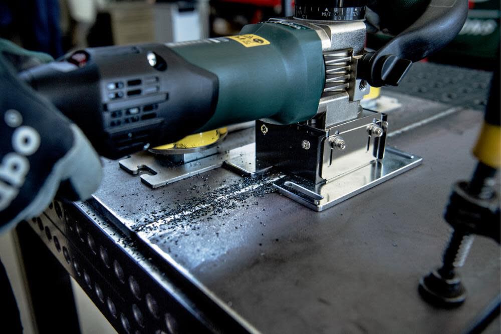 Metabo PFM 17 Variable Speed Weld Shaver with Non Locking Paddle ...