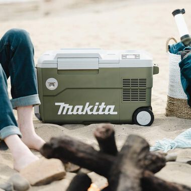 Makita Outdoor Adventure Cooler/Warmer 18V X2 LXT 12V/24V DC Auto AC ...