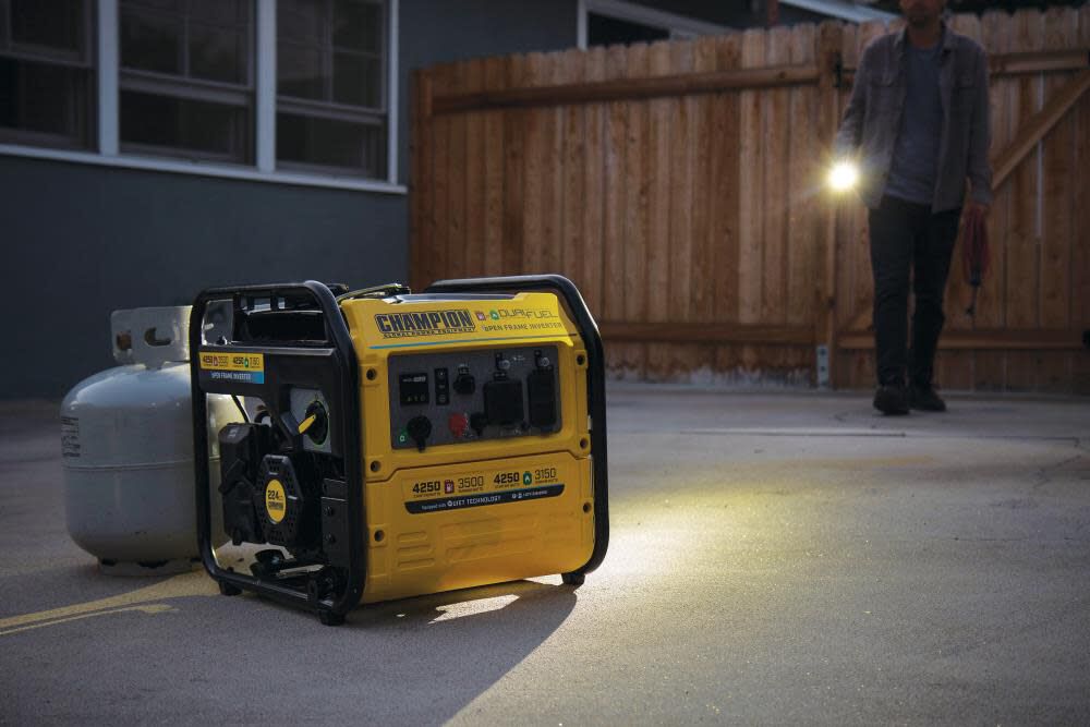 Champion Power Equipment Inverter Generator Dual Fuel 4250 Watt 200977 ...