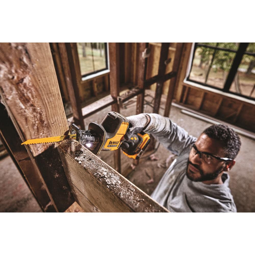 DEWALT ATOMIC 20V MAX Cordless One-Handed Reciprocating Saw Kit ...
