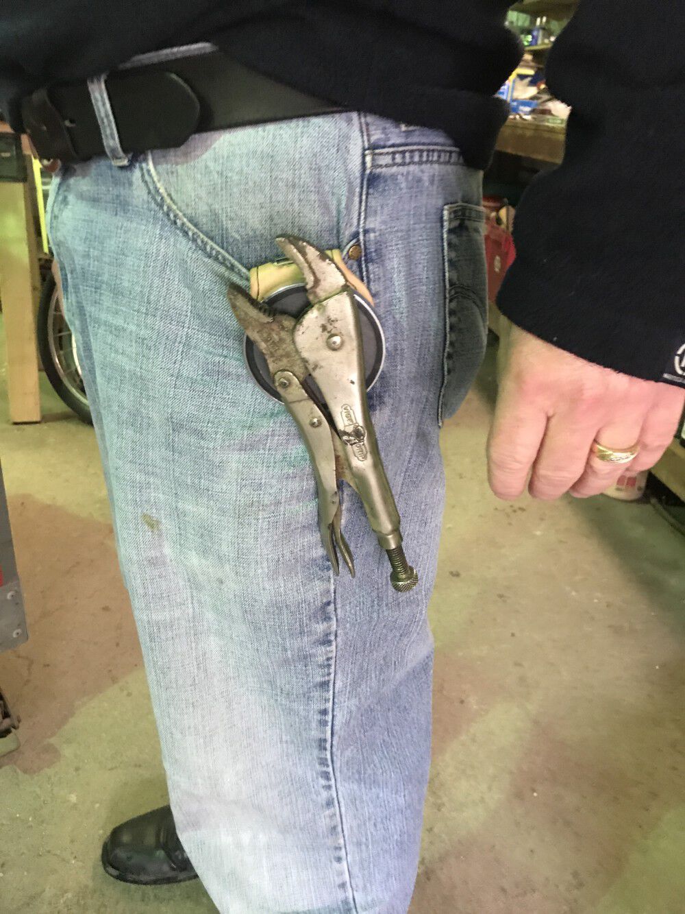 P S Mfg Magnetic Pocket Hitch MAG-PH1 - Acme Tools