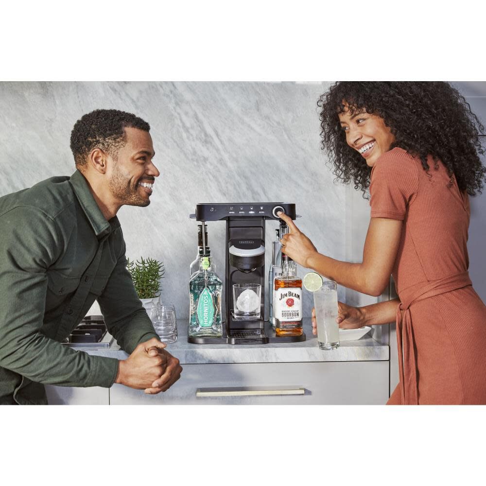 Black and Decker The Bev Cocktail Maker BEHB101 from Black and Decker ...